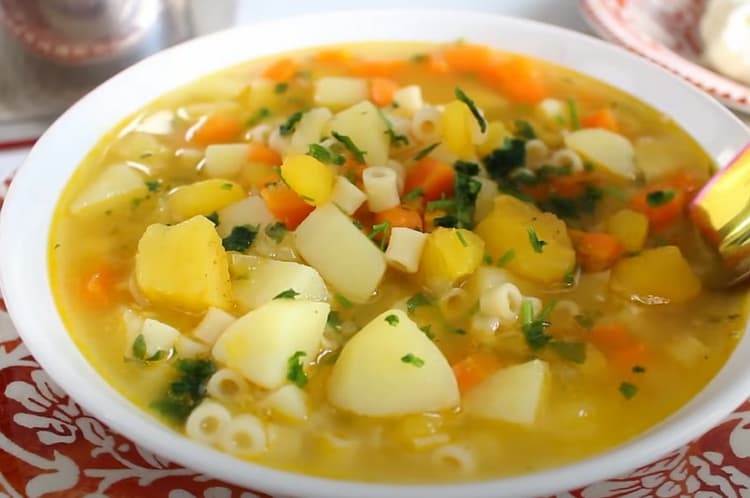 Sopa simples de legumes: receita fácil e nutritiva para aquecer o corpo